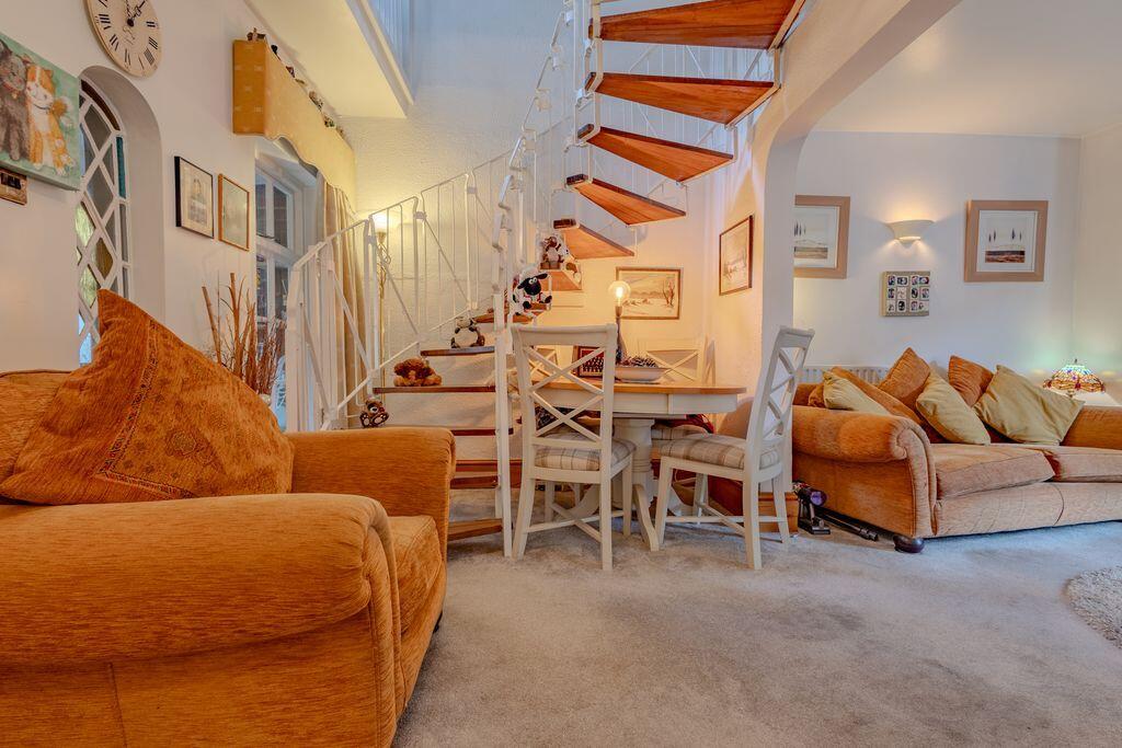 High Street, Kinver - Independent Kinver Estate Agents - Morgan Howles ...